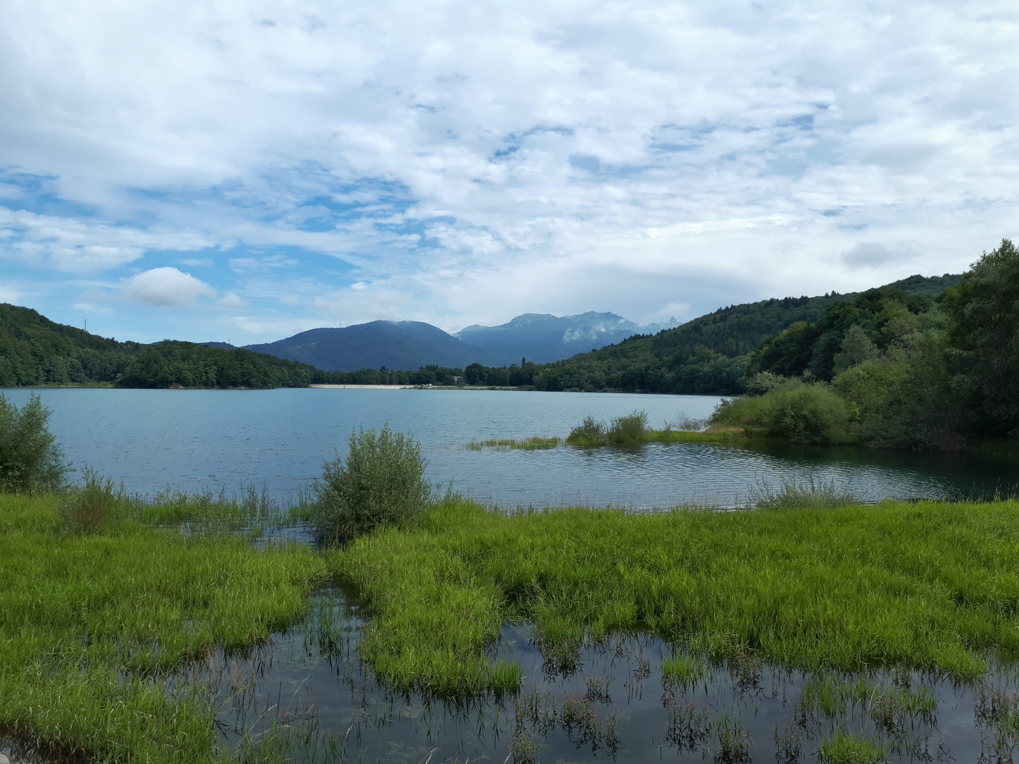 Tour du Grand Lac de Laffrey | Tas2cailloux